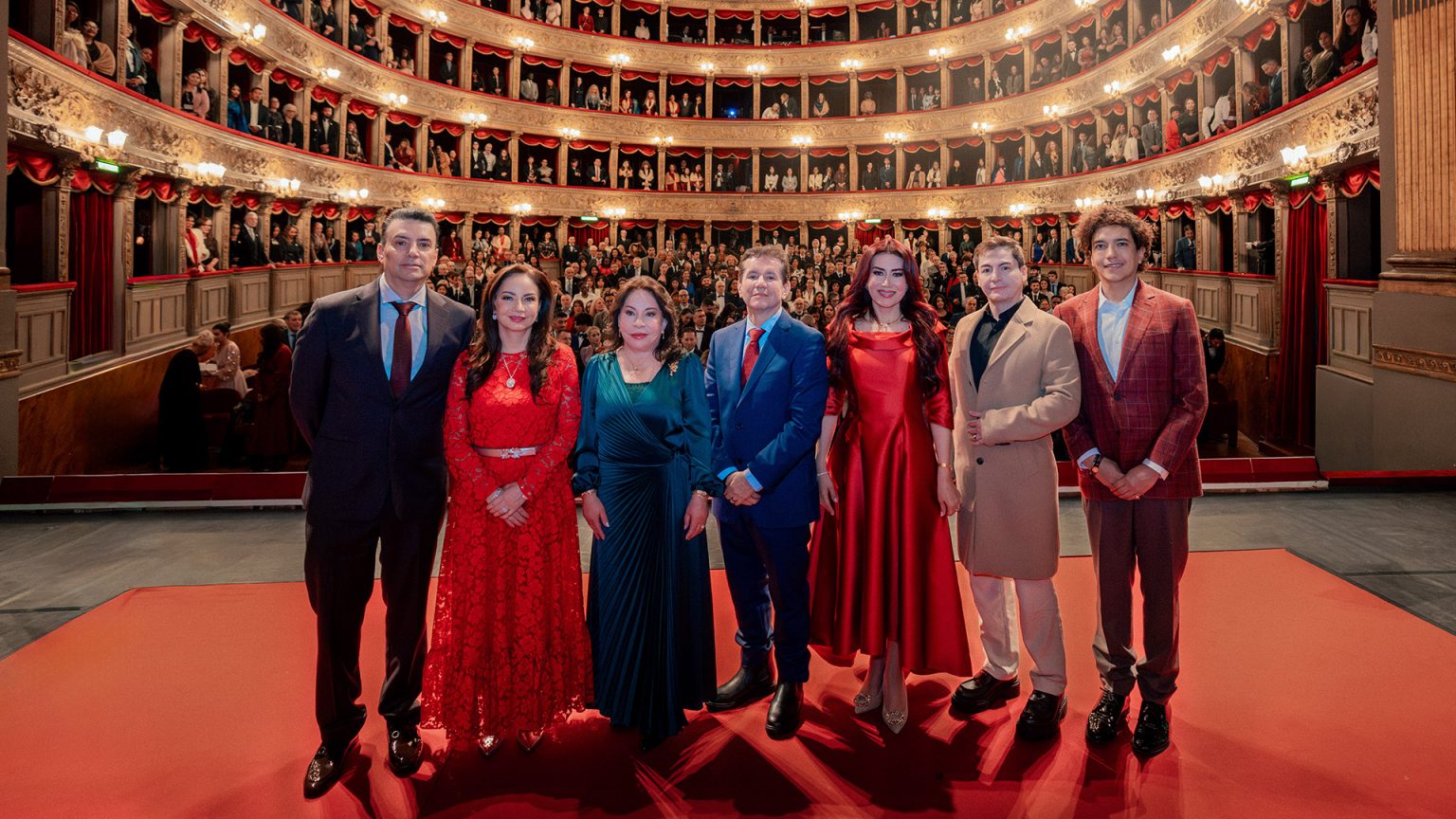 Fotografías del Evento Especial de lanzamiento de los Himnos y Coros en ...